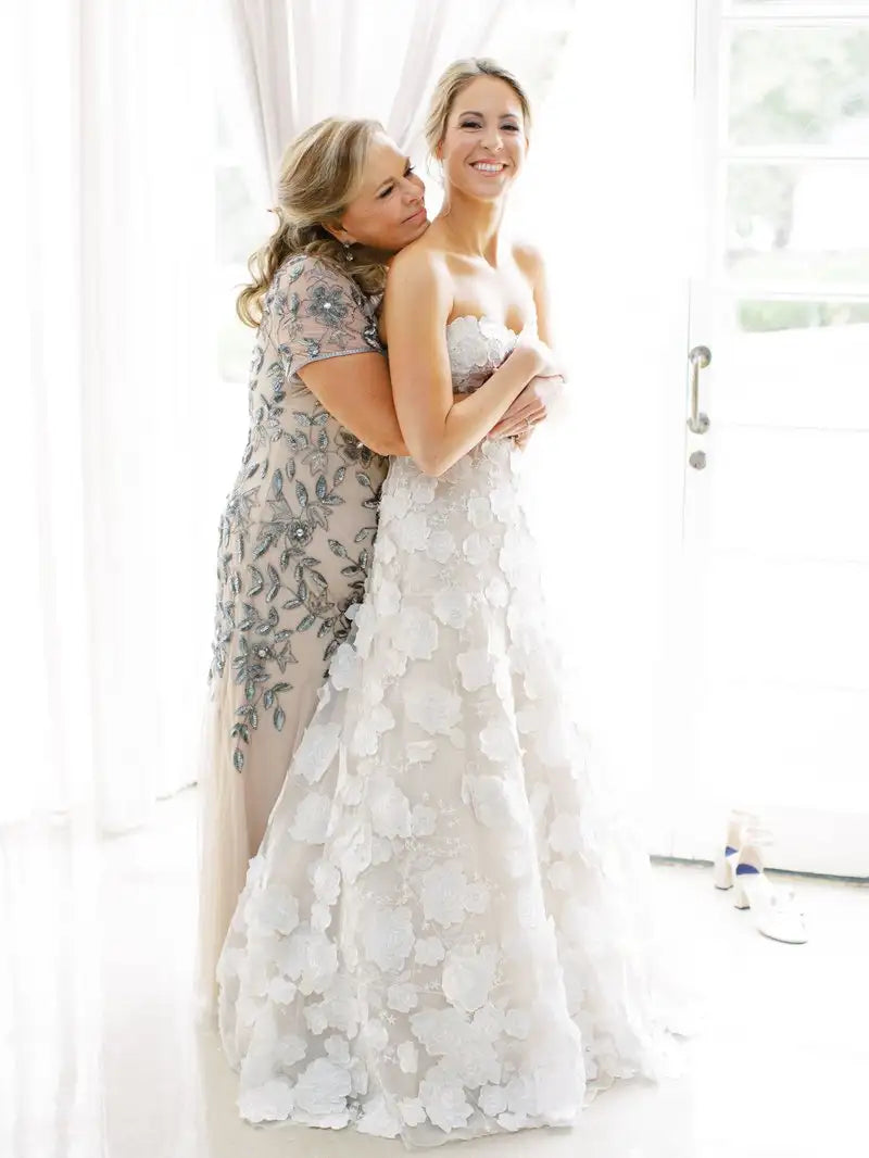 Finding the Young Mother of the Bride Outfits – promboutiqueonline